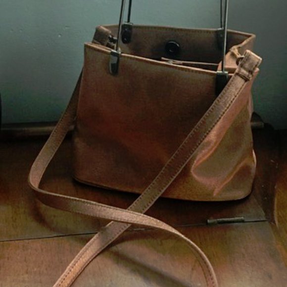 Frankie and Johnnie | Bags | Copper Metallic Small Purse With Metal ...